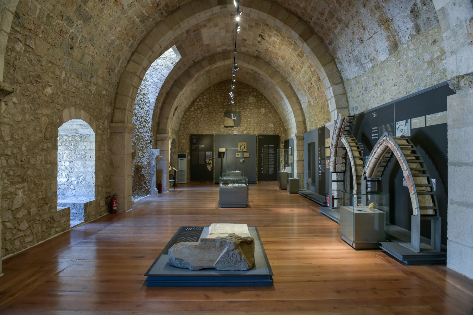 Museum of Chlemoutsi Castle | Directorate of Archaeological Museums ...